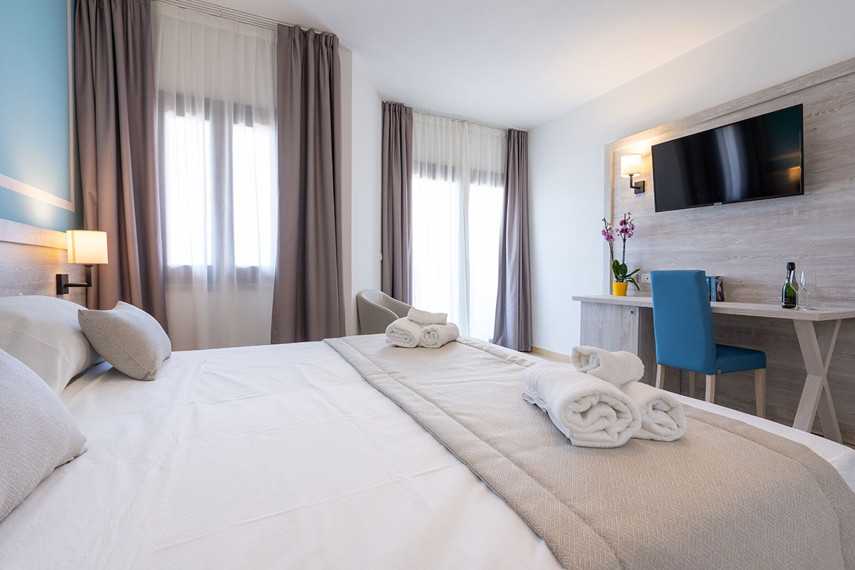 Red Sun Village – Camere Classic | Gruppo 5 Arredamento Hotel Contract Casa